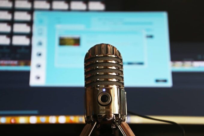 8 Effective Ways to Promote Your Podcast - Barevalue Blog