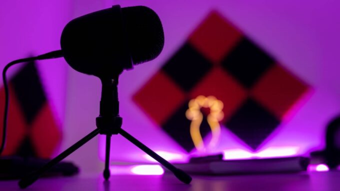 How to Write Amazing Show Notes for Your Podcast? - Barevalue Blog